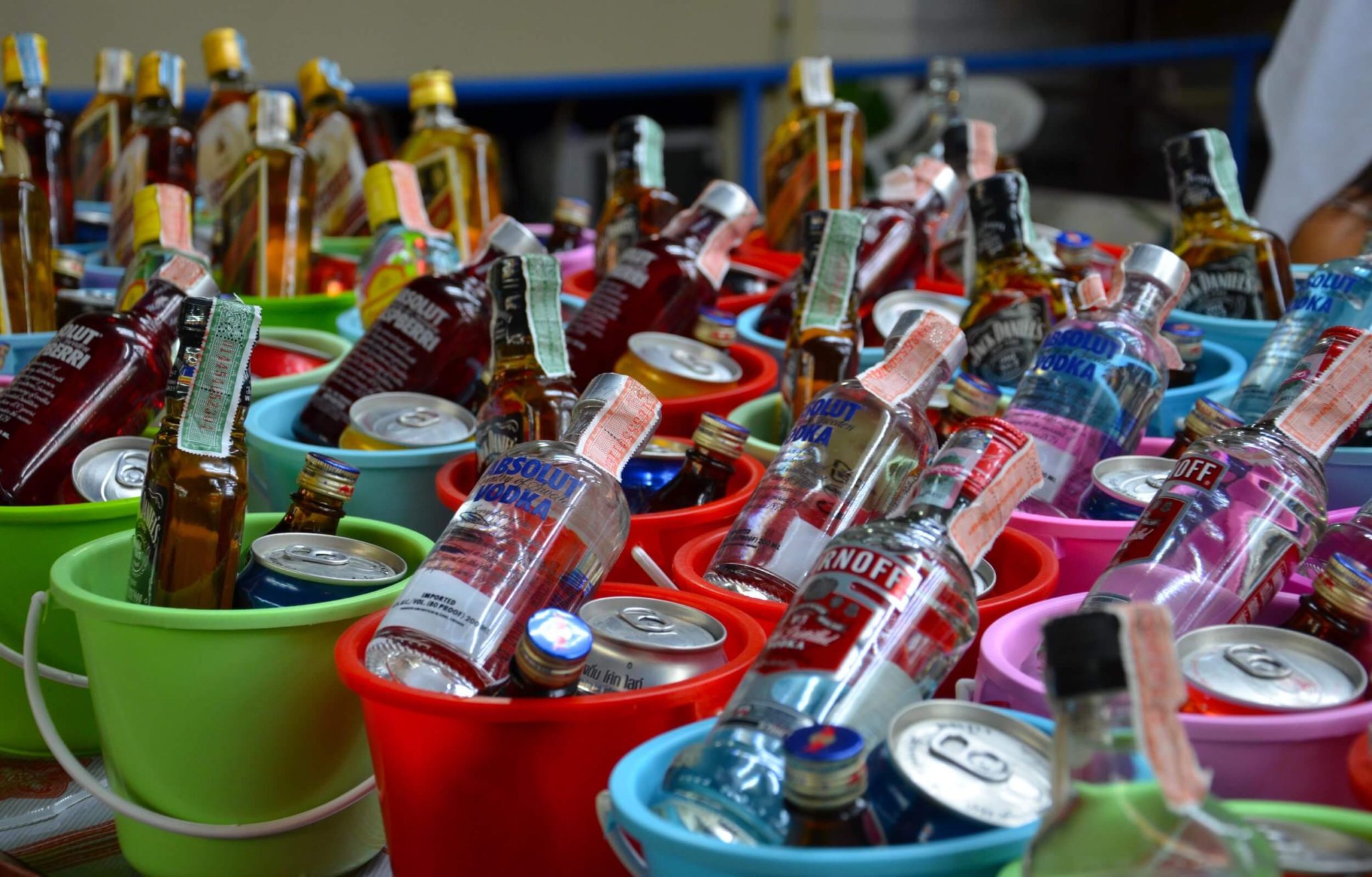 Phi Phi Nightlife: A Guide to Best Bars and Parties in Town